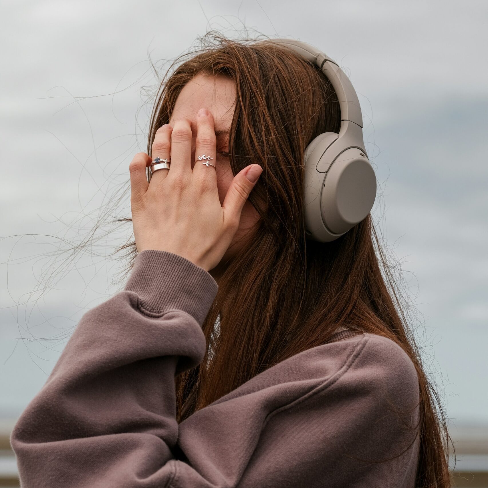 12 Powerful Songs About Trusting God's Plan - JOY FM - JOY FM